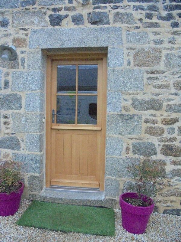 Rénovation porte d'entrée fermière - Moncontour